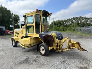 SOLD - Superior Broom DT80CT Lot No. 4694 Construction | Tractor Zoom