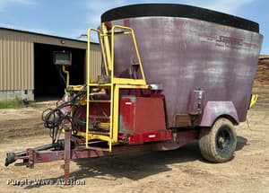 SOLD - Supreme 700T Lot No. DX0607 Hay and Forage | Tractor Zoom