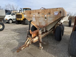 SOLD - Swenson Field Commander Lot No. 509 Chemical Applicators with 6 ...