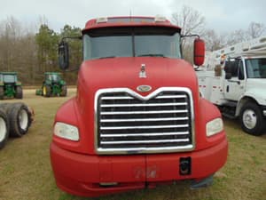 SOLD - 2001 Mack 600 Lot No. 466 Other Equipment with --- mi | Tractor Zoom