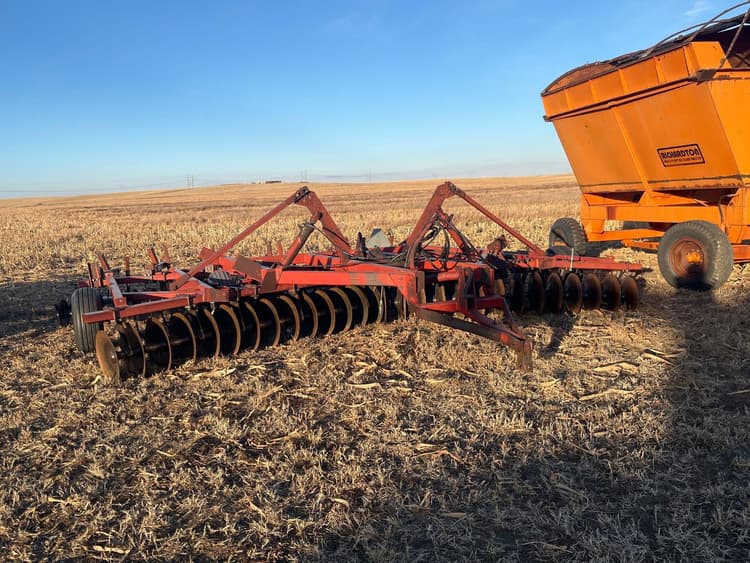 SOLD - International Harvester 490 Tillage Disks | Tractor Zoom