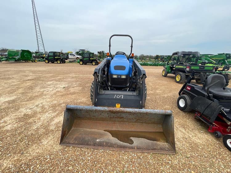 New Holland TC40 Tractors 40 to 99 HP for Sale | Tractor Zoom