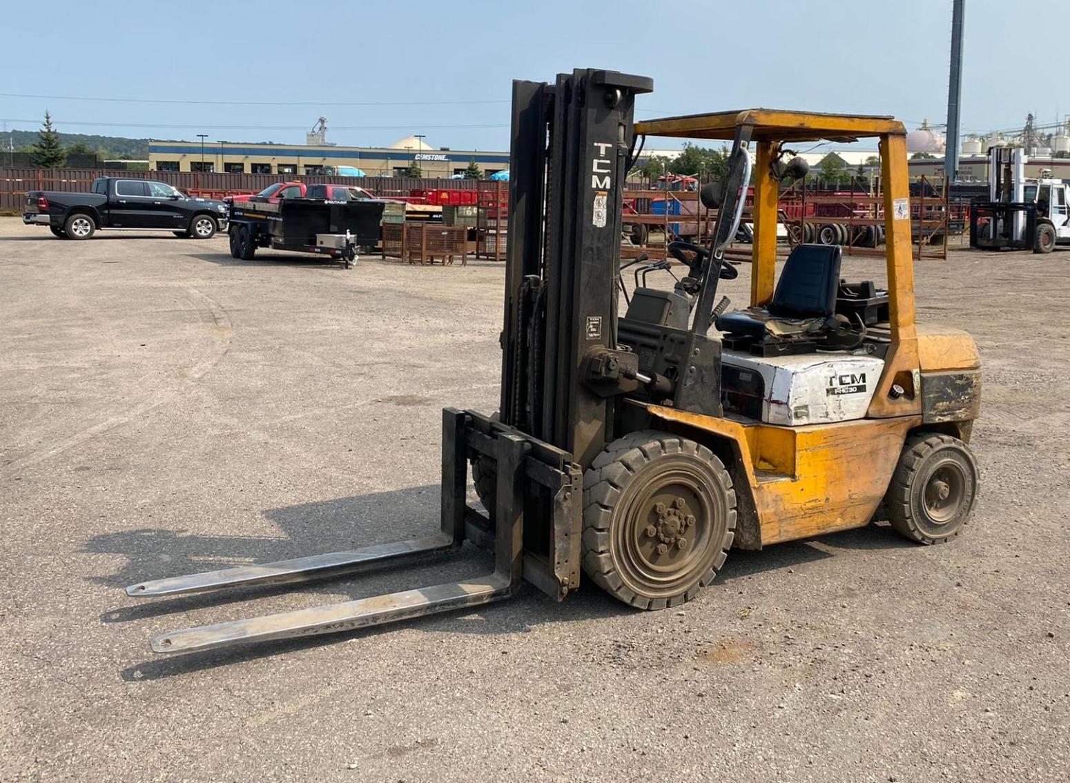 SOLD - TCM FHD30 Construction with 5,100 Hrs | Tractor Zoom