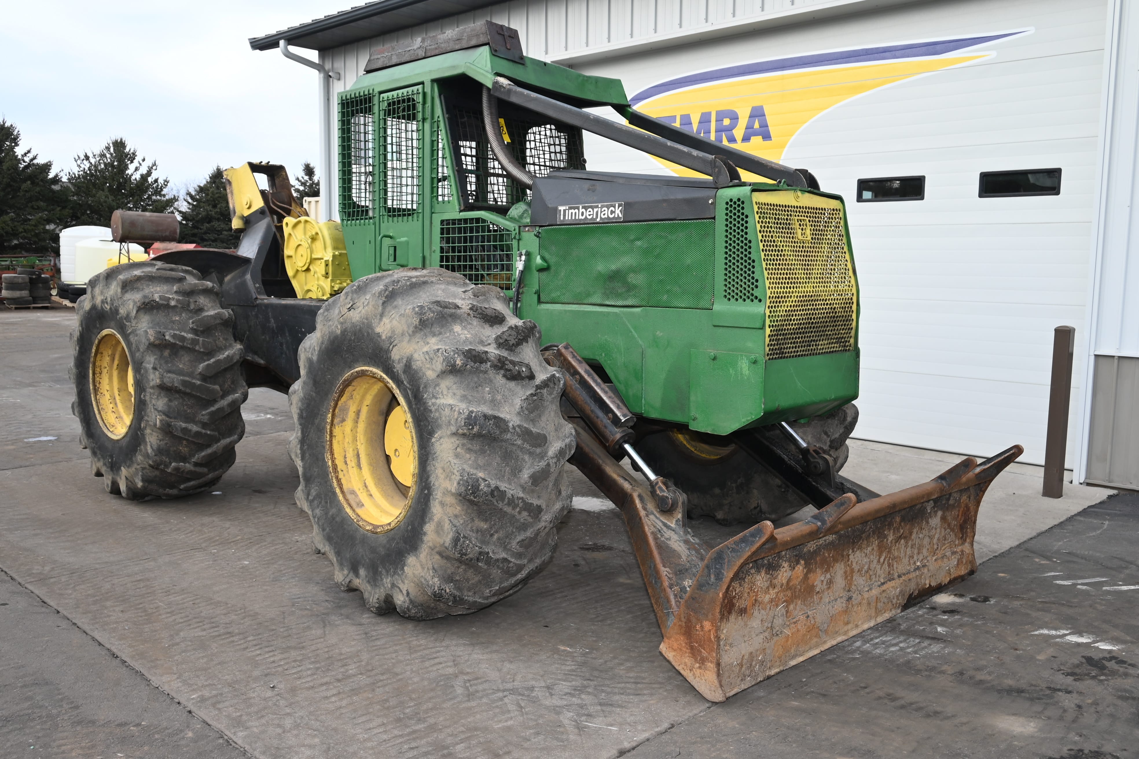 SOLD - Timberjack 240 Construction Skidder | Tractor Zoom