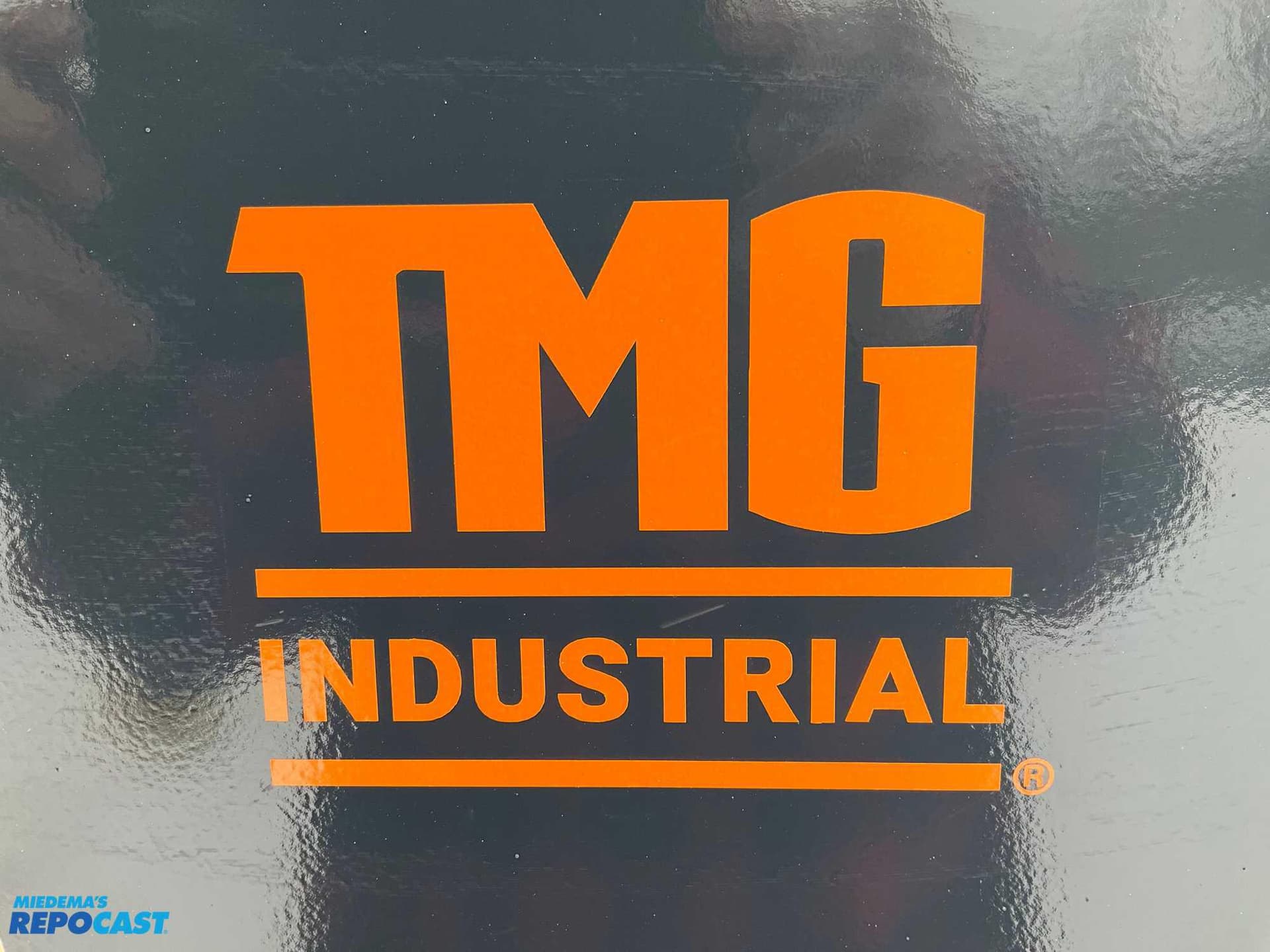 Tractor Zoom - TMG Industrial TMG-SLG30