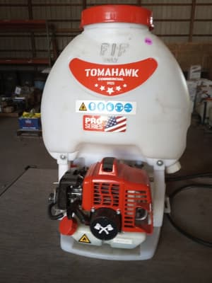SOLD - Tomahawk TPS25 Lot No. 240 Chemical Applicators | Tractor Zoom