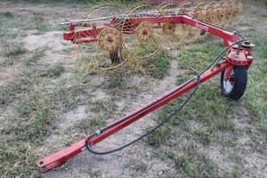 SOLD - Tonutti 9 Wheel Rake Hay and Forage | Tractor Zoom