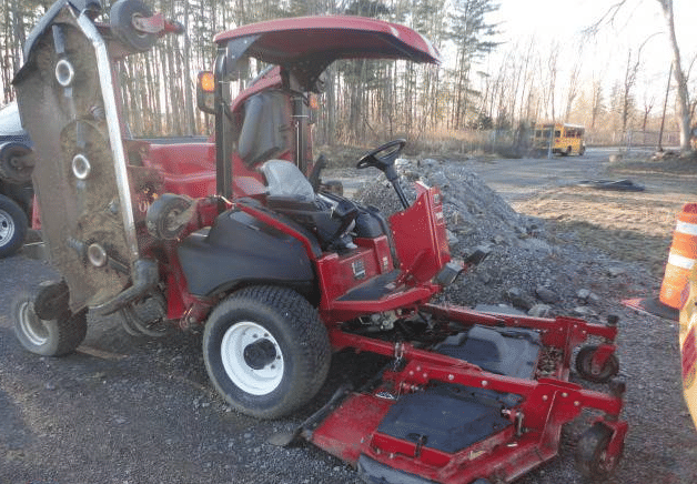 Toro Groundsmaster 5900 Other Equipment Turf for Sale | Tractor Zoom
