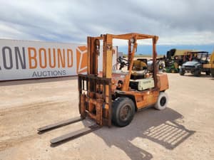 SOLD - Toyota 2FG30 Lot No. 425251 Construction with --- Hrs | Tractor Zoom