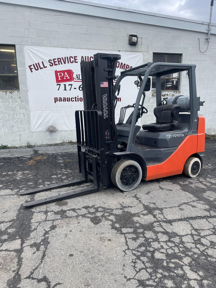 Toyota 8FGCU25 Construction Forklifts for Sale | Tractor Zoom