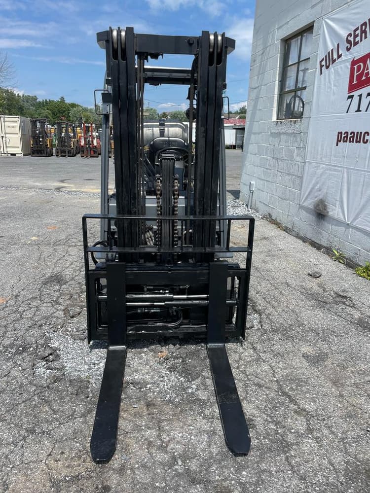 Toyota 8FGCU30 Construction Forklifts for Sale | Tractor Zoom