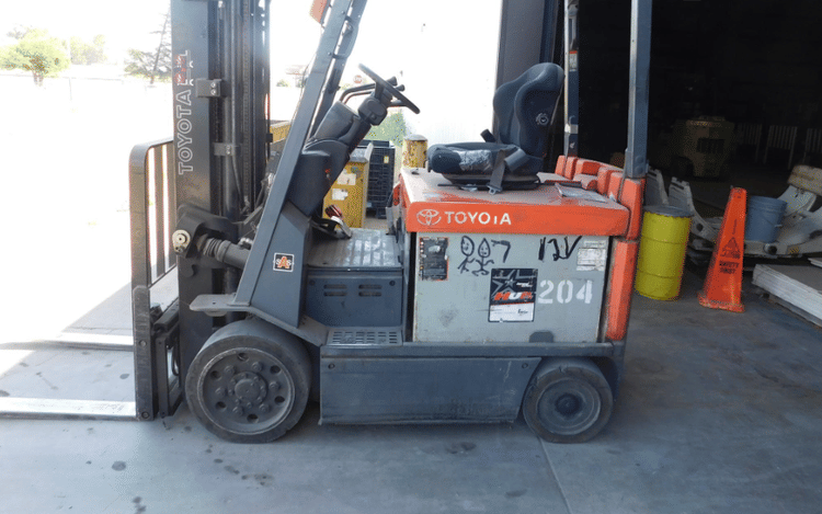 Toyota 7FBCHU25 Construction Forklifts for Sale | Tractor Zoom