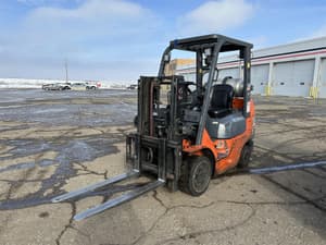 SOLD - Toyota 7FGCU25 Lot No. 7112 Construction with 13,684 Hrs | Tractor Zoom