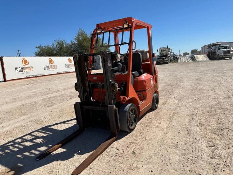 Toyota 7FGCU25 Construction Forklifts for Sale | Tractor Zoom