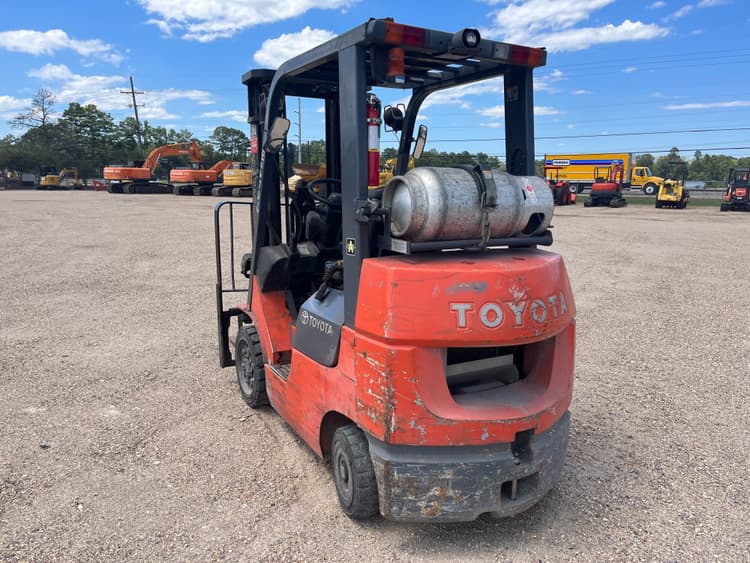 Toyota 7FGCU25 Construction Forklifts for Sale | Tractor Zoom