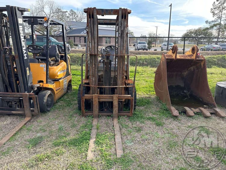 Toyota 8FGU25 Construction Forklifts for Sale | Tractor Zoom