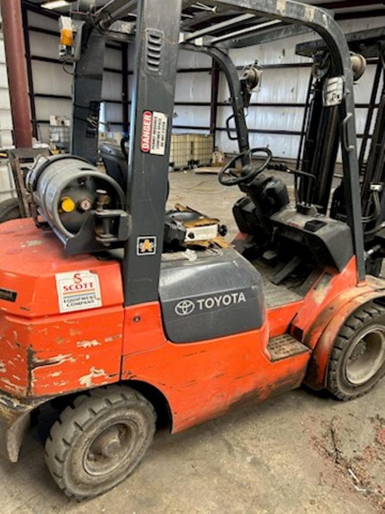 Toyota FGU25 Construction Forklifts for Sale | Tractor Zoom