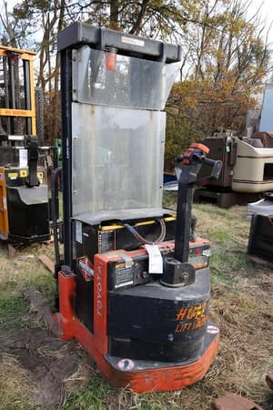 SOLD - Toyota 6BWR15 Lot No. 13 Construction with --- Hrs | Tractor Zoom