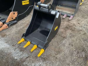 SOLD - TROJAN 50CL 24” HD DIG BUCKET Construction | Tractor Zoom