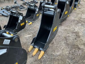 SOLD - TROJAN 80CL 14" HD DIG BUCKET Construction | Tractor Zoom