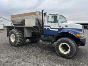 SOLD - International 4900 Lot No. 80 Other Equipment with 278,636 mi ...