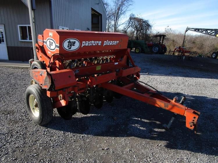 Tye 114 Planting Grain Drills for Sale | Tractor Zoom