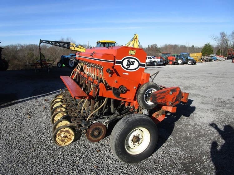 Tye 114 Planting Grain Drills for Sale | Tractor Zoom