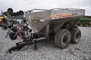 SOLD - Tyler dry fertilizer spreader Chemical Applicators with --- Hrs ...