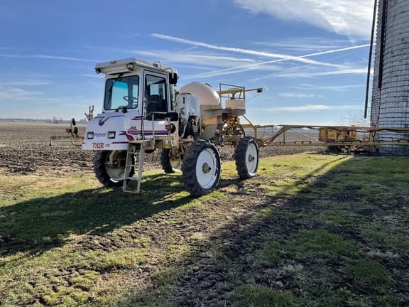 Tractor Zoom - Tyler Patriot XL