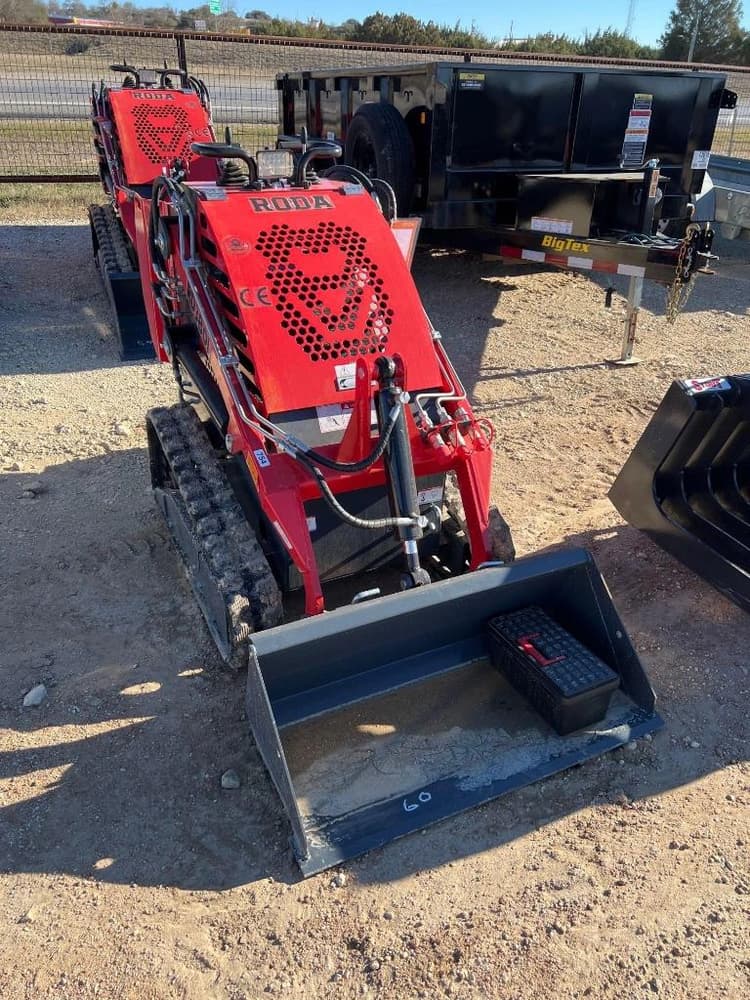 Roda RD380L Construction Compact Track Loaders for Sale | Tractor Zoom