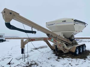 SOLD - Unverferth 3750 XL SeedRunner Planting | Tractor Zoom