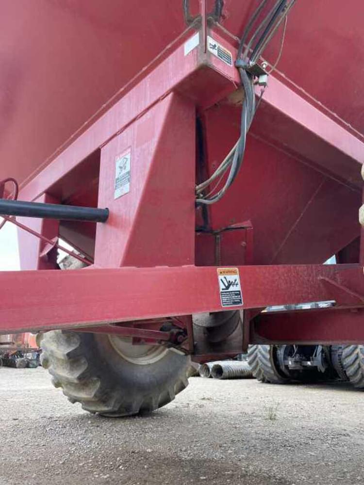 Unverferth 5000 Harvesting Grain Carts for Sale | Tractor Zoom
