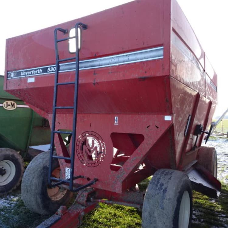 Unverferth 530 Harvesting Gravity Wagons for Sale | Tractor Zoom