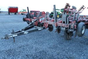 SOLD - Unverferth 6 row zone builder Tillage with 6 Shanks | Tractor Zoom