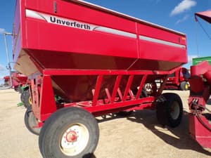 SOLD - Unverferth 630 Lot No. 1826 Harvesting | Tractor Zoom