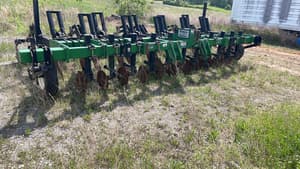 SOLD - UNVERFERTH 630 RIPPER ROLLER Tillage with 18 ft | Tractor Zoom