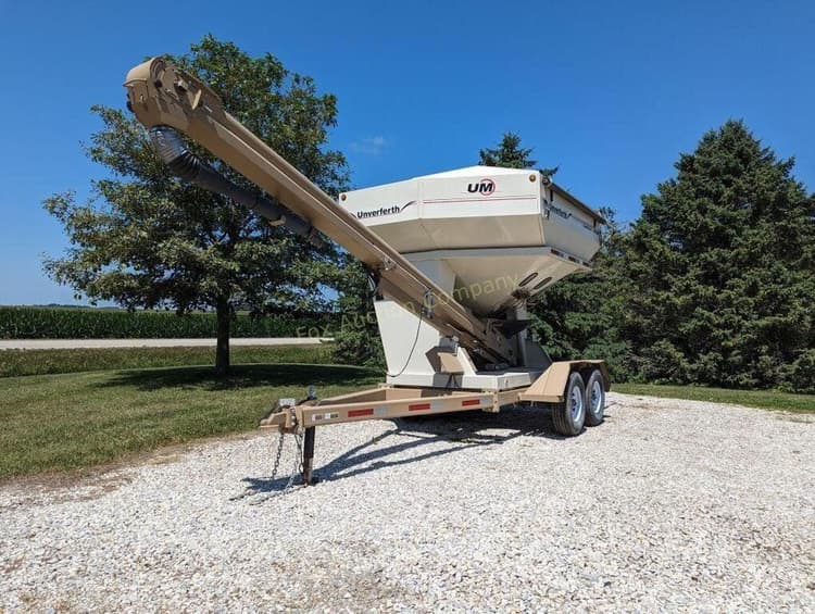 Unverferth Seed Runner 2750 Planting Seed Tenders for Sale | Tractor Zoom