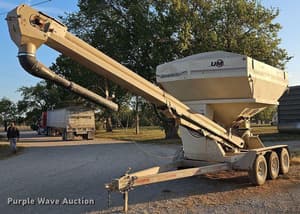 SOLD - Unverferth 3750 Lot No. DP2463 Planting | Tractor Zoom