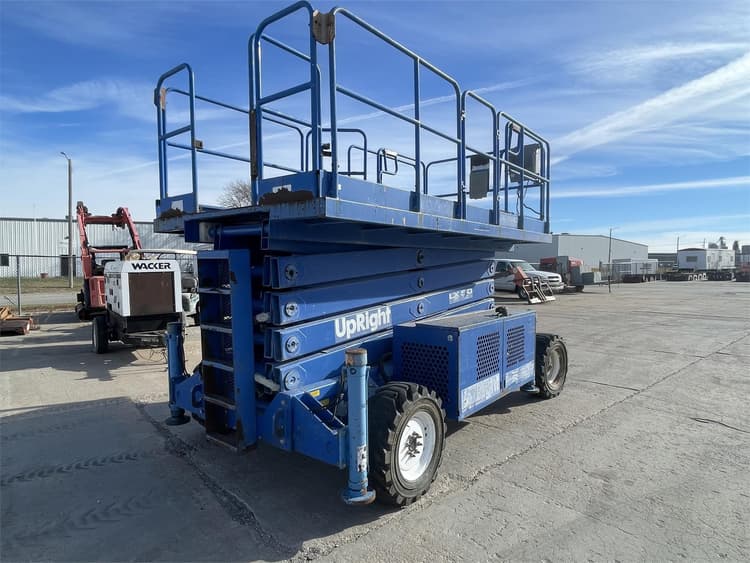 Upright LX50 Construction Aerial Lifts for Sale | Tractor Zoom
