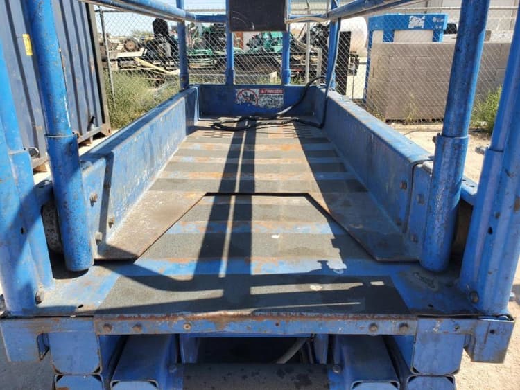 Upright MX19 Construction Aerial Lifts for Sale | Tractor Zoom