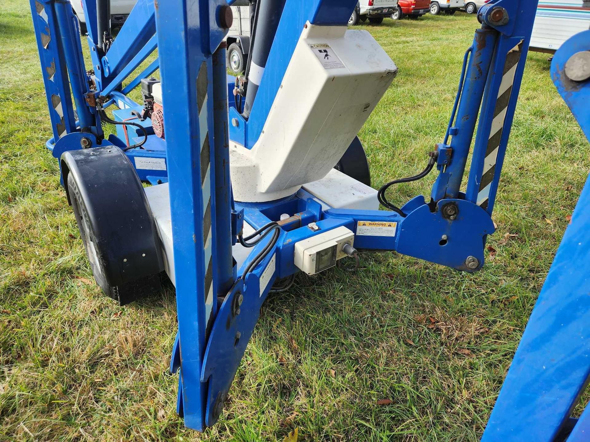 Tractor Zoom - Up-Right TL38