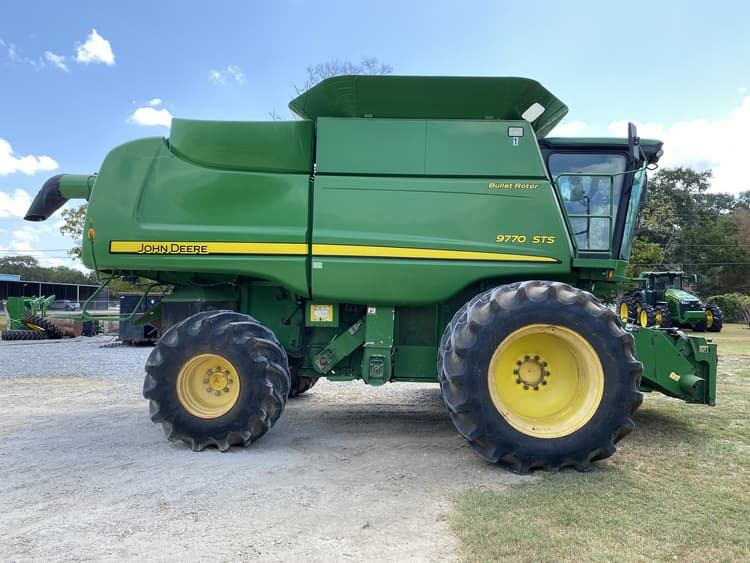 2008 John Deere 9770 STS Combines Class 7 for Sale | Tractor Zoom