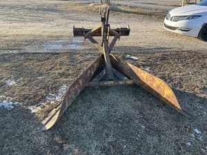 SOLD - Kirchner V Ditcher Lot No. 3057 Other Equipment | Tractor Zoom