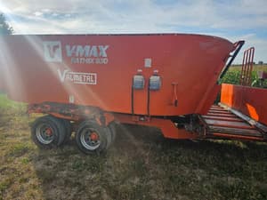 SOLD - ValMetal Fatmix 930 Lot No. 41a Hay and Forage | Tractor Zoom