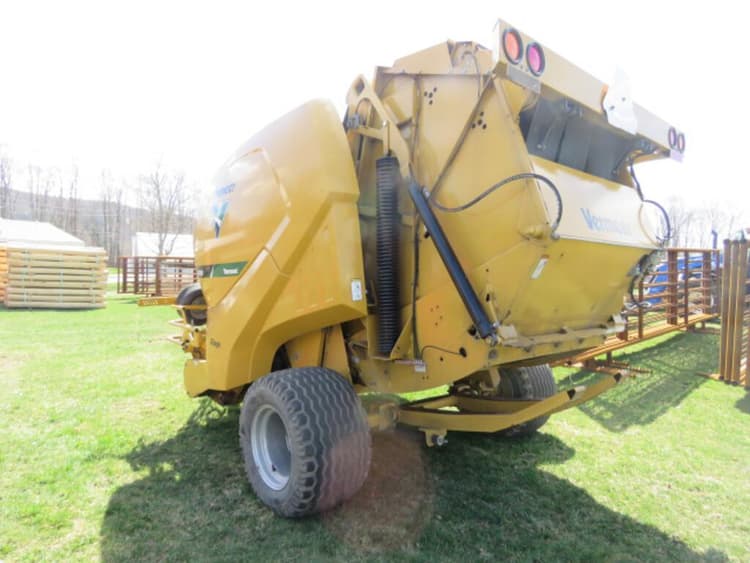 Vermeer 504 Pro Hay and Forage Balers - Round for Sale | Tractor Zoom