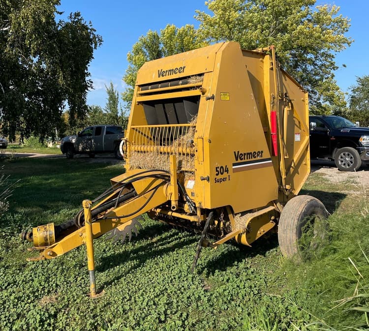 SOLD - Vermeer 504 Super I Hay and Forage Balers - Round | Tractor Zoom