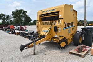 SOLD - Vermeer 555XL Lot No. 708 Hay and Forage with --- Bales ...