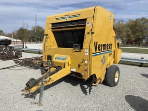 SOLD - Vermeer 605 Accu-Bale Plus Round Baler Hay and Forage with ...