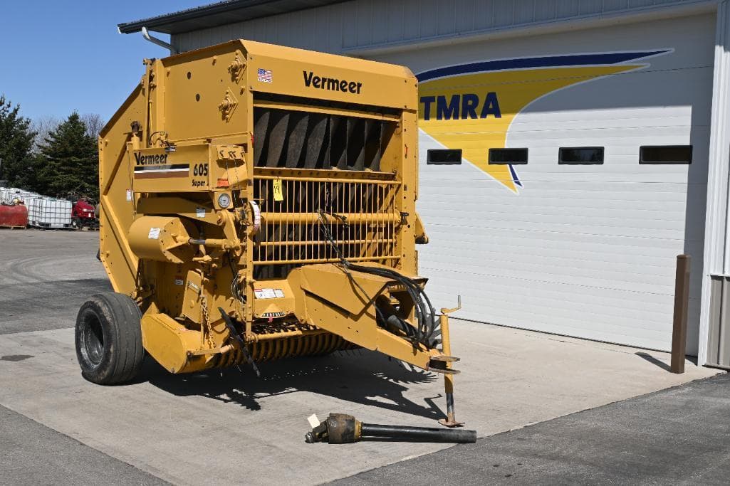 Vermeer 605 Super J Hay and Forage Balers - Round for Sale | Tractor Zoom