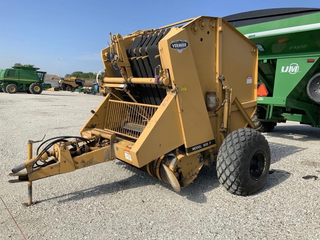SOLD - Vermeer 605F Lot No. 205 Hay and Forage with --- Bales | Tractor ...